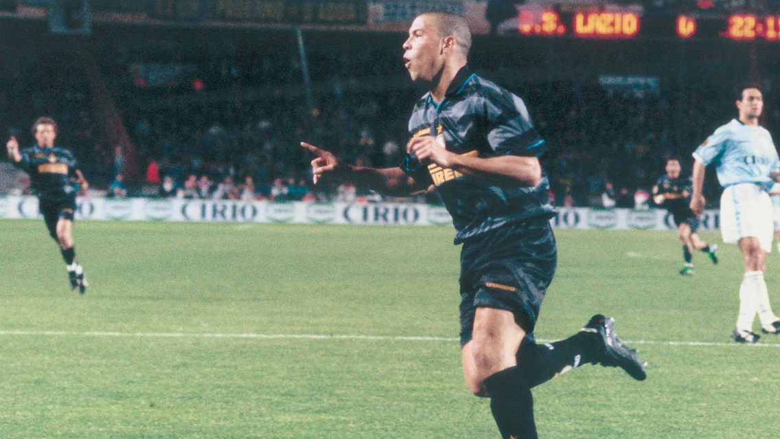 Player Cam | Ronaldo vs Lazio | Coppa Uefa 97/98 | Inter.it
