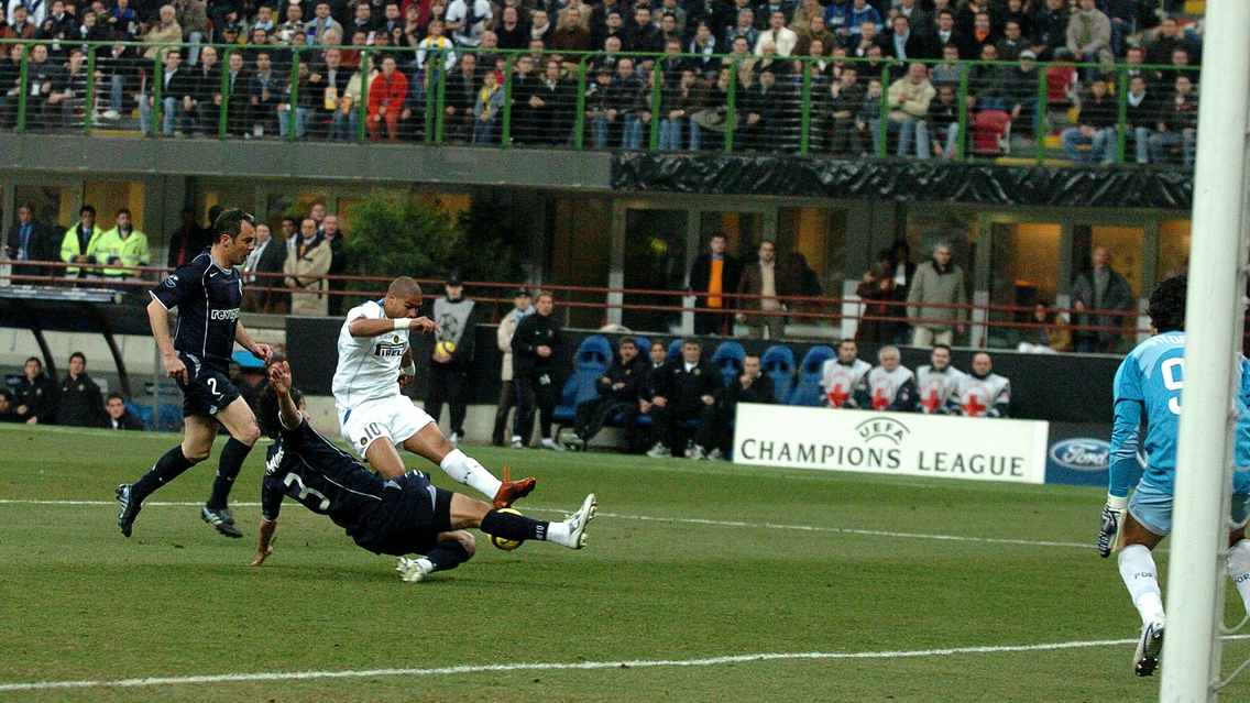 Inter-Porto | Champions League 2004/2005 | Ottavi di finale | Inter.it